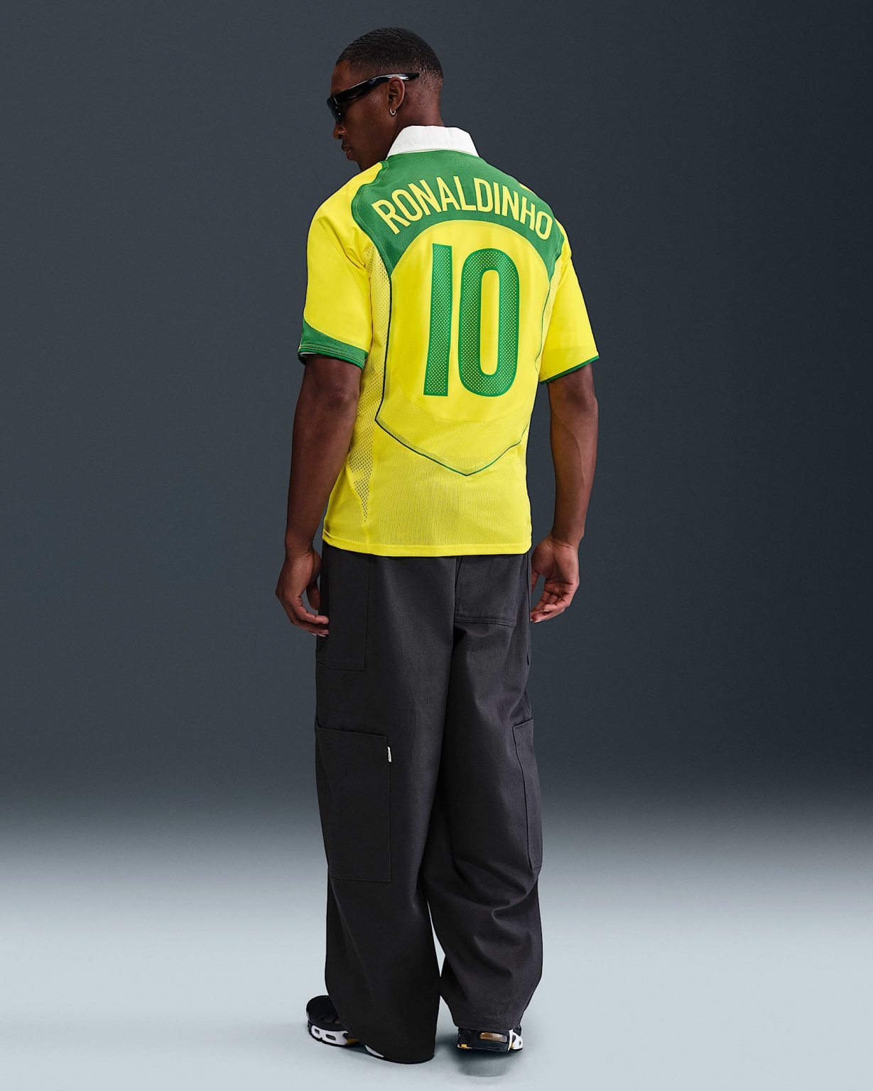 Nike is Reissuing Ronaldinho’s 2004 Brazil Kit – SoleSavy